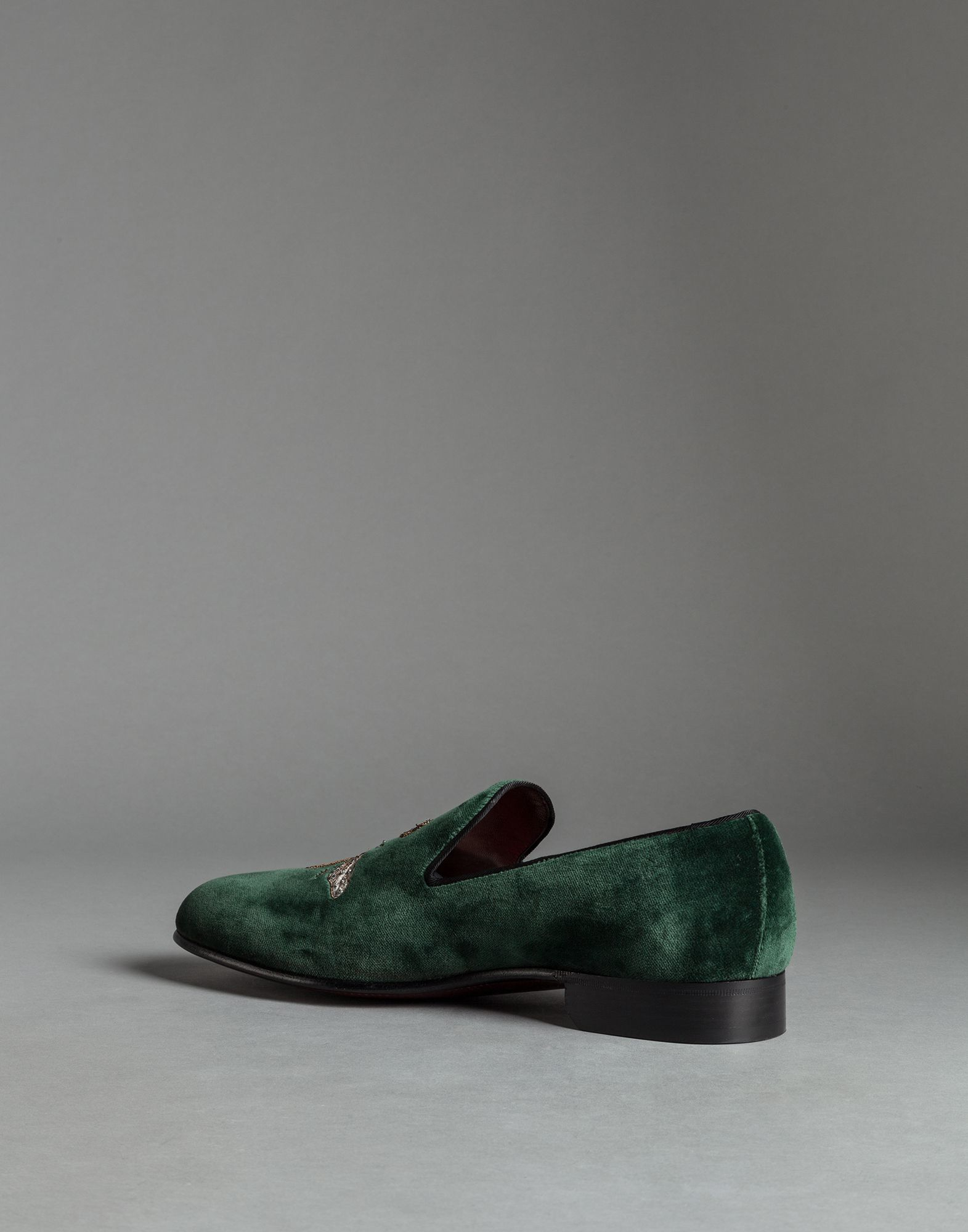 Lyst - Dolce & Gabbana Queen Bee Embroidered Velvet Milano Slippers in ...