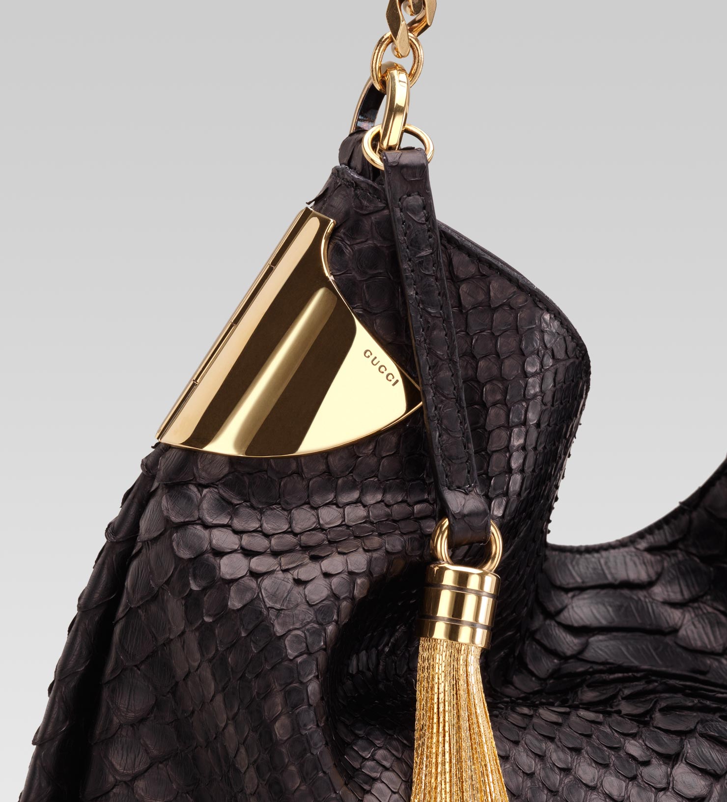 Gucci Black Over Shoulder Bag | semashow.com
