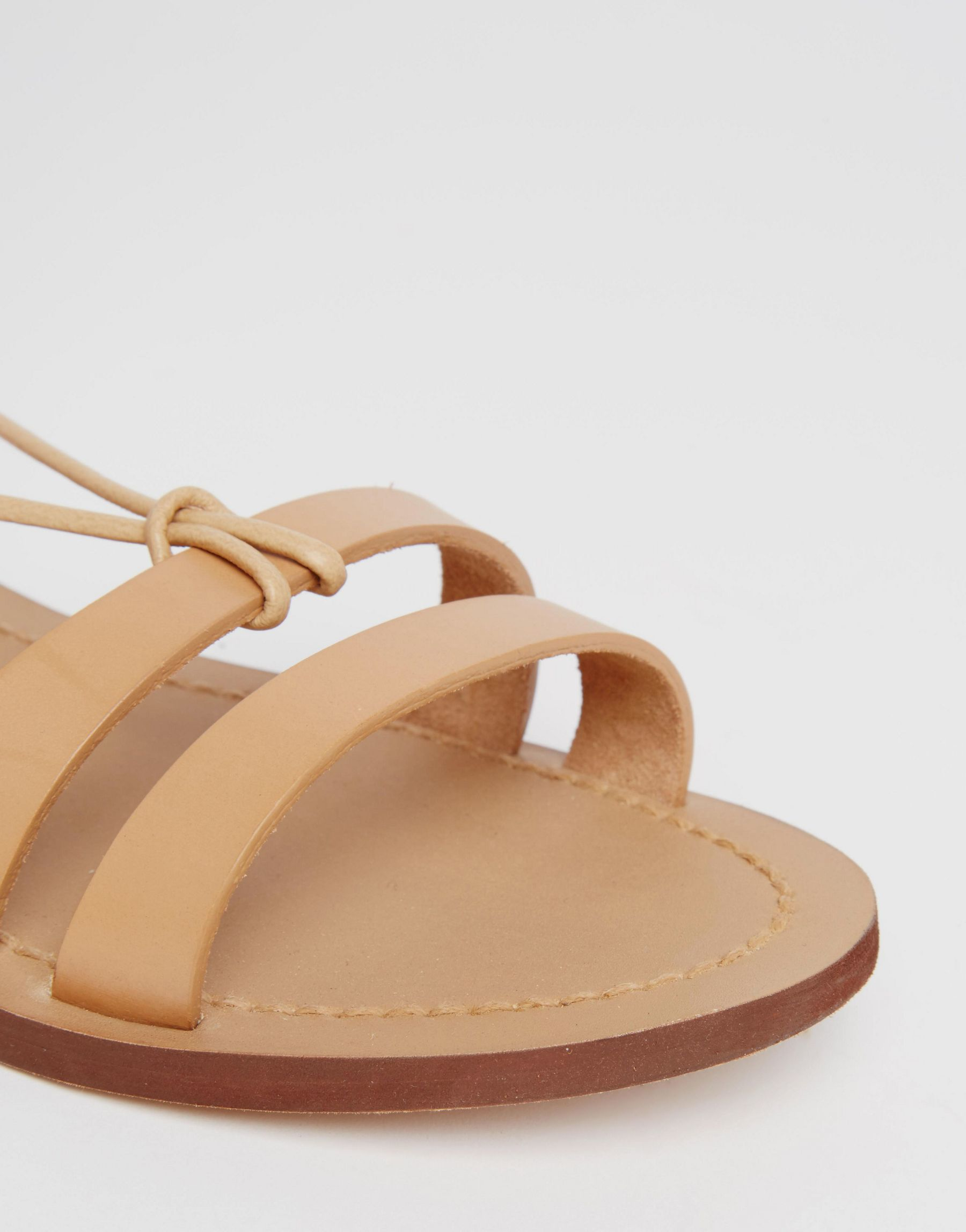 Pull&Bear Leather Lace Up Flat Sandal in Natural - Lyst