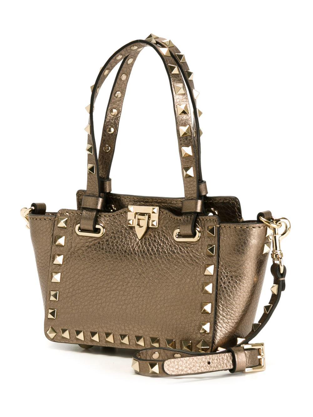 Valentino Rockstud Handbag | semashow.com