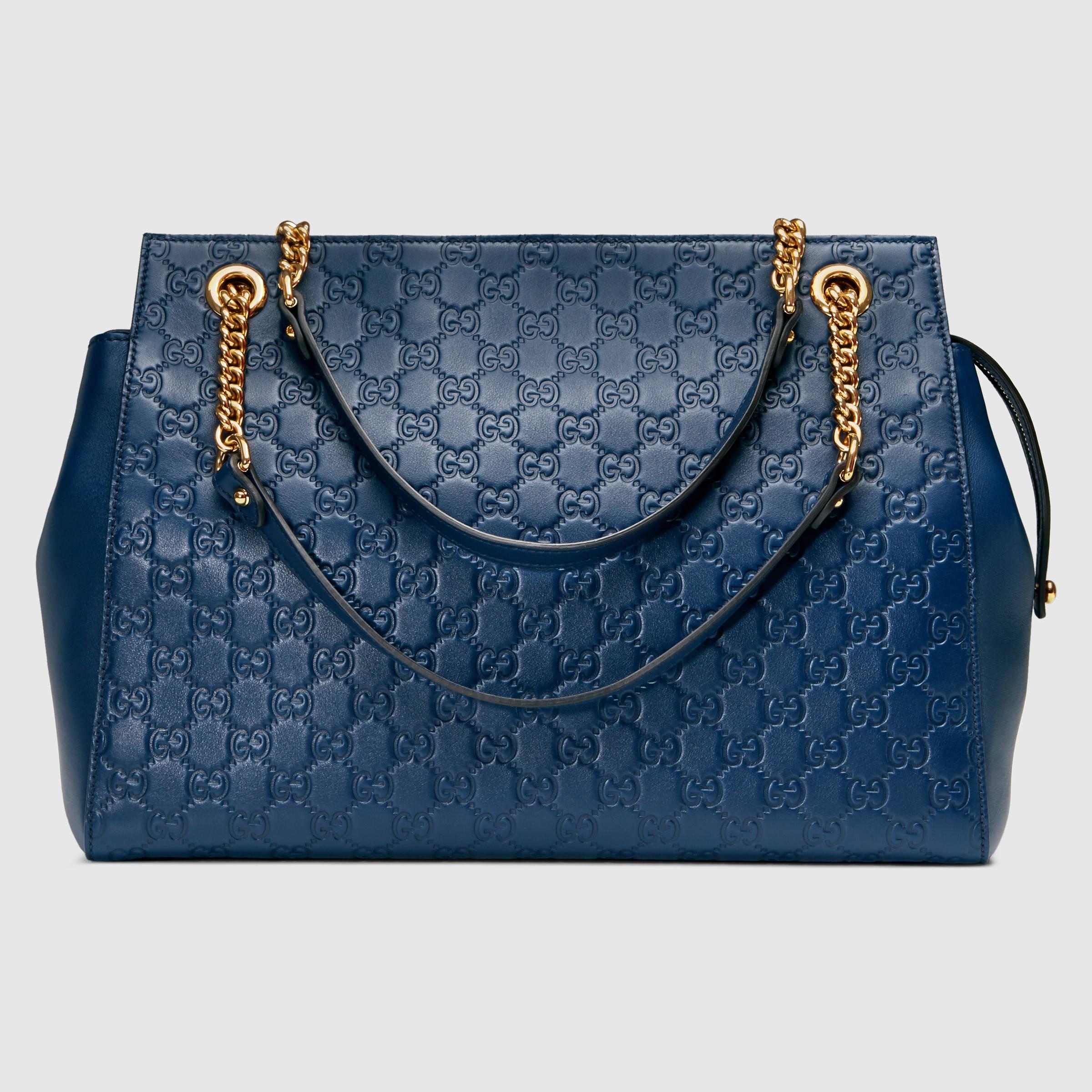 Soft Gucci Signature Shoulder Bag | semashow.com