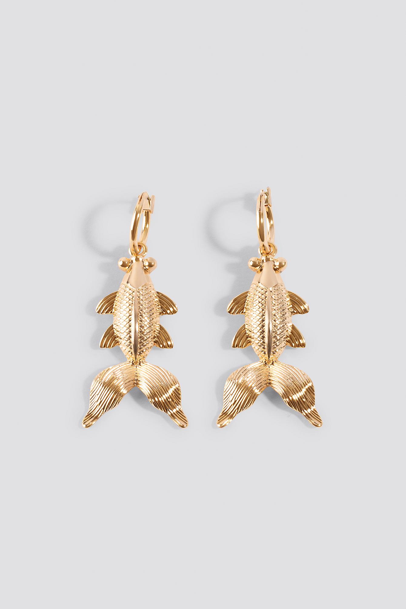NA-KD Koi Fish Earrings Gold in Metallic - Lyst