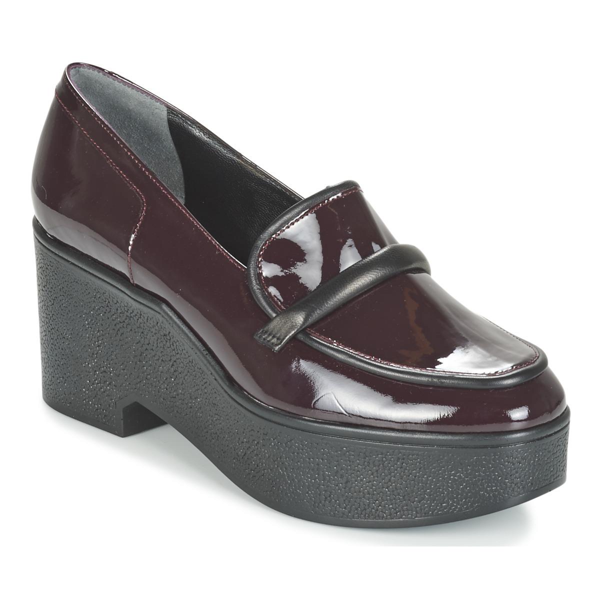 Robert Clergerie Xocole Women's Loafers / Casual Shoes In Red in Red ...